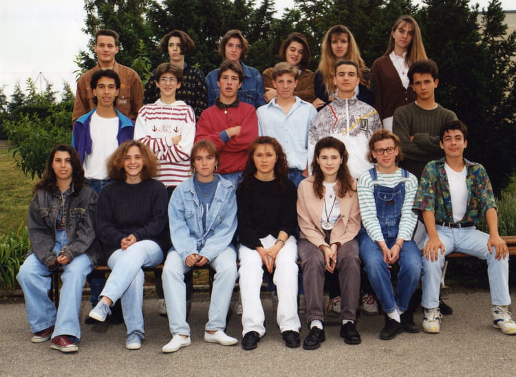Photo de classe Classe de 3eme de 1992, Collège Emile Malfroy - Copains ...