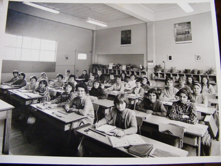 Photo de classe CM2 de 1964, ECOLE ALICE SOLVAY - Copains d'avant