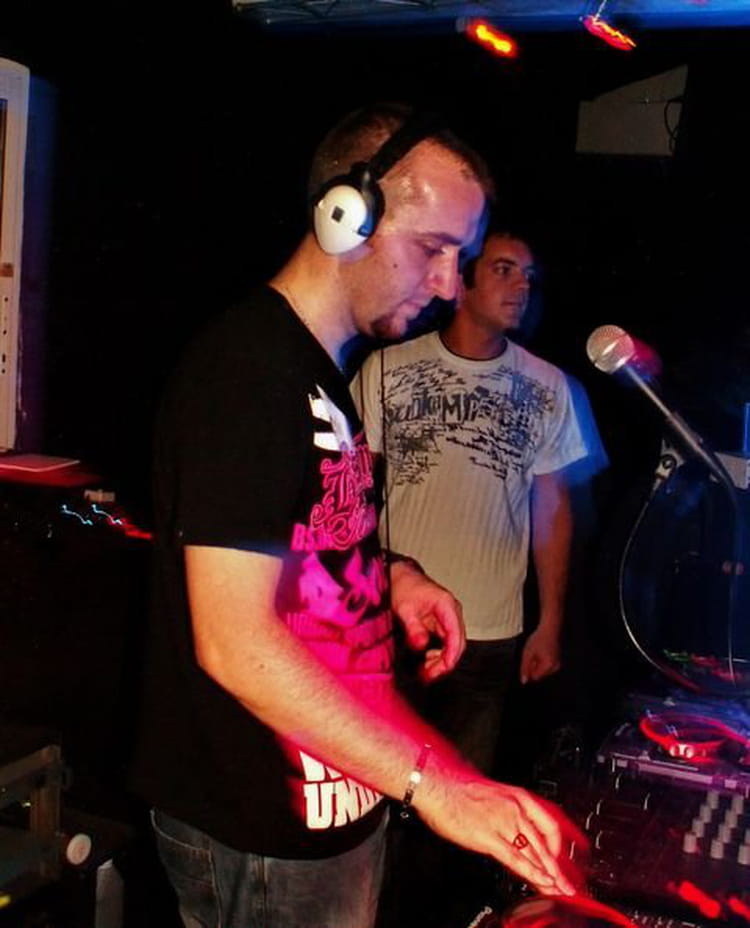 Photo de classe Dj Duke de 2008, DISCOTHEQUE LA CABANE - Copains d'avant