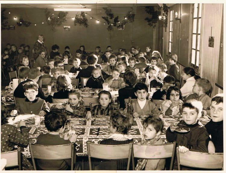 Photo de classe Cantine à l école louis lemonnier de 1969, Ecole Louis ...