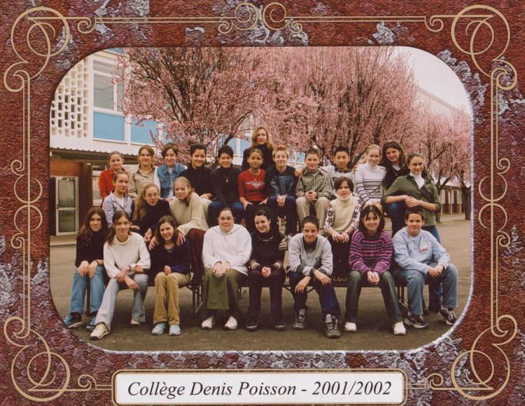 Photo de classe 4ème 9 de 2002, Collège Denis Poisson - Copains d'avant