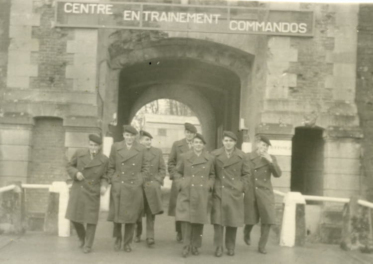 Photo de classe 43ri a givet stage commando de 1971, 43e Ri - Copains d ...