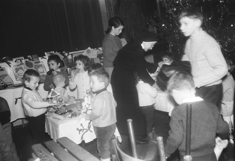 Photo de classe Foyer st michel de 1966, FOYER ST MICHEL - Copains d'avant