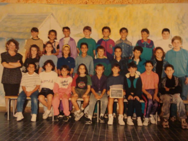 Photo de classe Photo de classe 6eme9 de 1992, Chez Said - Copains d'avant