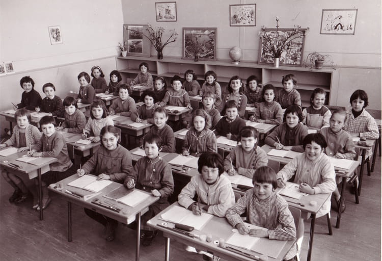 Photo de classe C E 2 de 1960, Ecole Fort (Mamers) - Copains d'avant