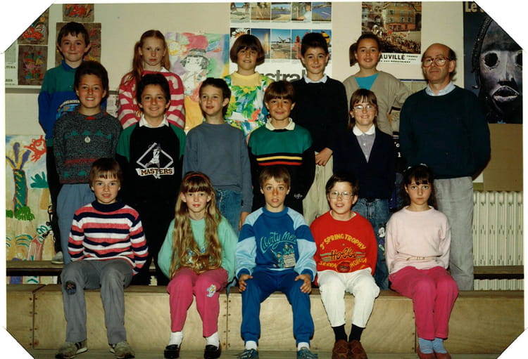 Photo de classe Cm2 de 1987, Ecole Kerargroas (Lampaul Plouarzel ...