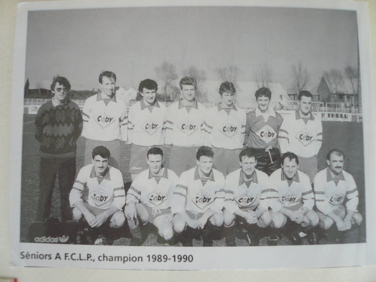 Photo de classe Champion 89-90 de 1990, Fc Loon Plage - Copains d'avant