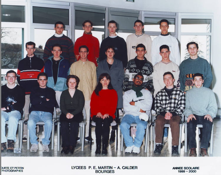 Photo de classe Terminale electronique de 1999, Lycée Pierre-emile Martin - Copains d'avant