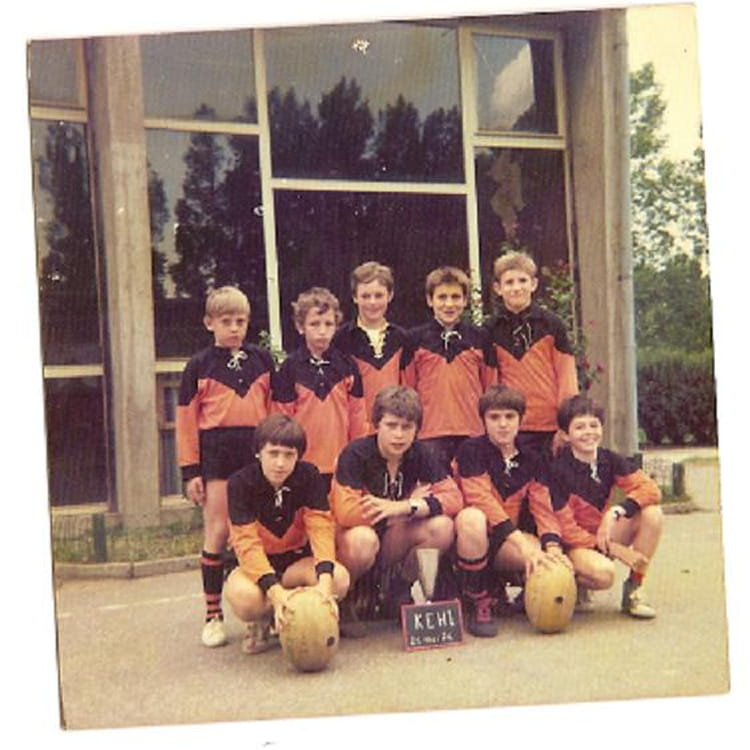Photo de classe Equipe de rugby de 1974, COLLEGE HOCHE - Copains d'avant