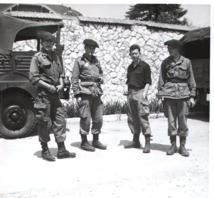 Photo de classe Devant le garage sce auto Galbert Annecy année 62/63 de ...
