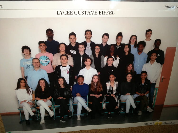 Photo de classe 2°3 de 2016, Lycée Gustave Eiffel - Copains d'avant