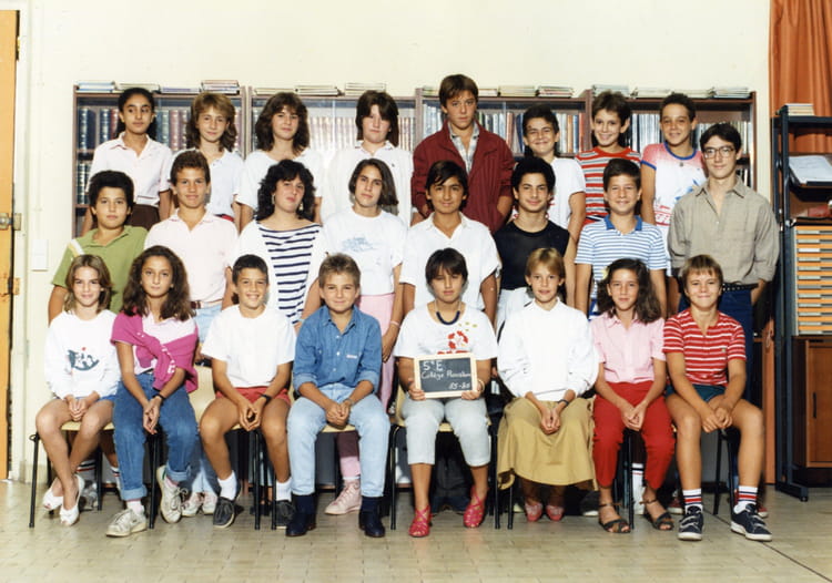 Photo de classe 5eme 1985 1986 de 1985, Collège Roustan - Copains d'avant