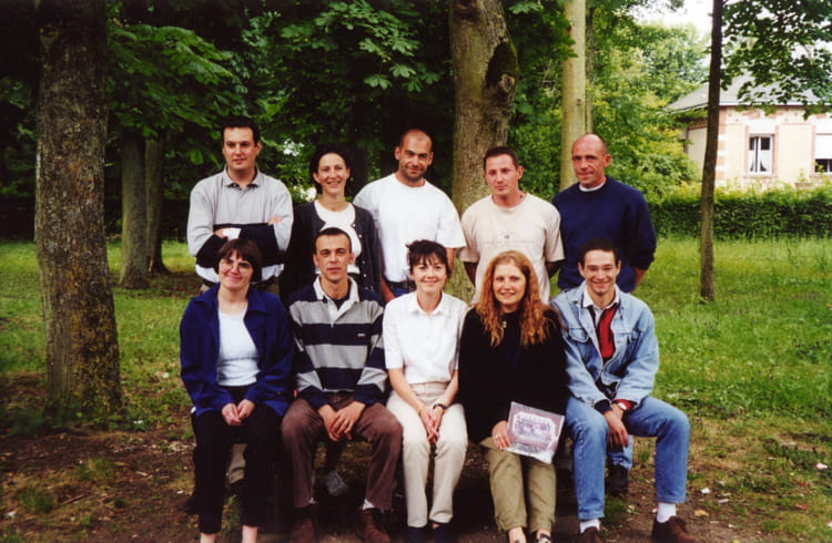Photo de classe Retrouvailles de 3ème iris 1982 de 2000, Collège Gaston ...