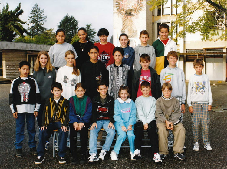 Photo de classe 6eme de 1997, Collège Bissy - Copains d'avant