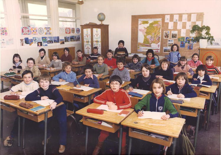 Photo de classe Classe de CM2 1979-80 de 1979, Ecole Edouard Herriot ...