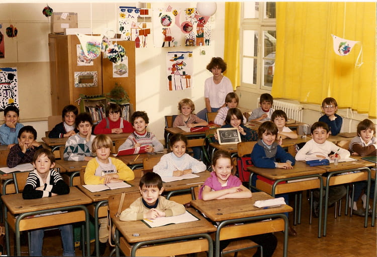 Photo de classe Ce1 b de 1987, ECOLE JULES MICHELET - Copains d'avant