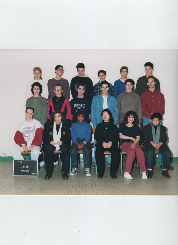Photo de classe 2ACC2 de 1992, PIERRE KOHLMANN - Copains d'avant