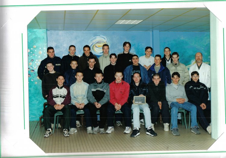 Photo de classe 2ma de 2000, Lycée Professionnel Emile Levassor - Copains d'avant