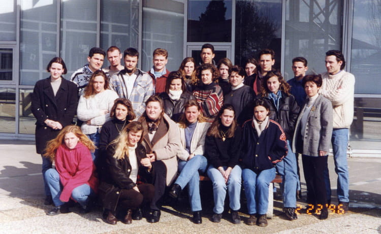 Photo de classe Tale Commerce de 1996, Lycée Professionnel Antoine ...