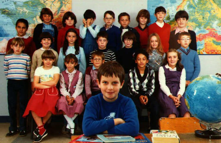 Photo de classe CM1... de 1982, ROMAIN ROLLAND - Copains d'avant