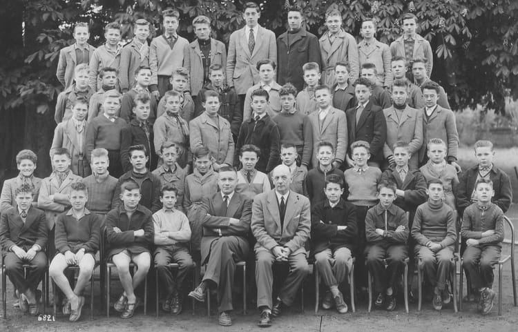 Photo de classe Classe de 5 ème de 1957, Jessé De Forest - Copains d'avant