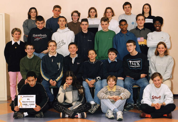 Photo de classe 4ème1 de 1997, Collège Du Sacré-coeur - Copains d'avant