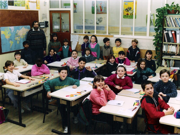 Photo de classe CE2 Monsieur LECONTE de 1990, ECOLE BILLANCOURT ...