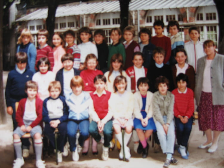 Photo de classe CM1 (82/83 : Mme Potin) de 1982, ECOLE SAINT BRUNO ...