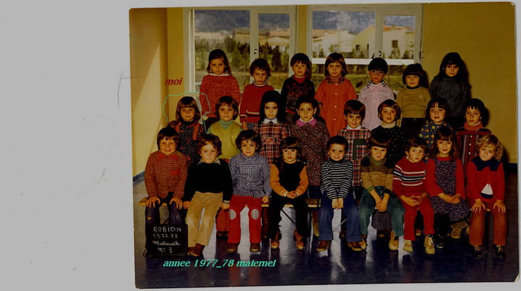 Photo de classe Robion maternelmle de 1977, ECOLE DE LA GARE - Copains ...