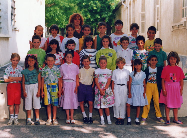 Photo de classe CE2 de 1989, ECOLE MARCEL PAGNOL - Copains d'avant