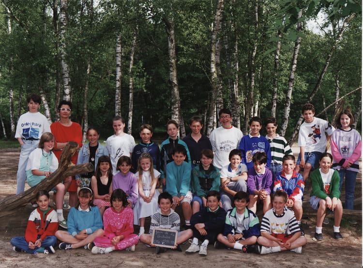 Photo de classe CM2 de 1992, Ecole Jean De La Fontaine (Cesson ...