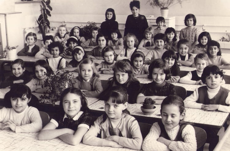 Photo de classe Classe de Madame BERNARD de 1968, ECOLE EDMOND MICHELET ...