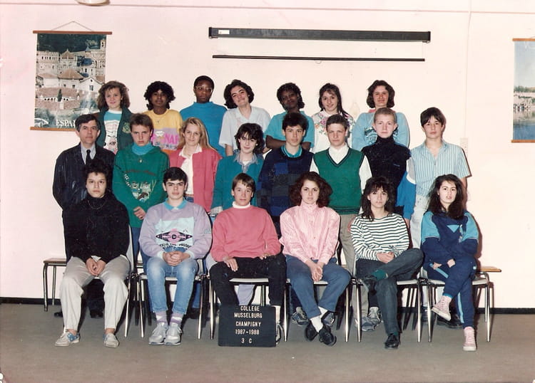 Photo de classe Prof d'anglais de 1987, Collège Musselburgh - Copains d ...