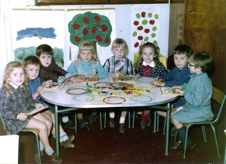 Photo de classe Classe enfantine de 1969, Ecole Jacques Prevert ...