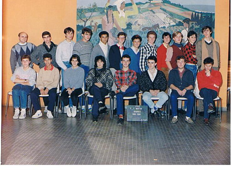 Photo de classe 2 TSP de 1986, Lycée Pierre-emile Martin - Copains d'avant