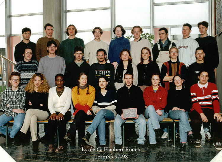 Photo de classe TermS3 de 1997, Lycée Gustave Flaubert - Copains d'avant