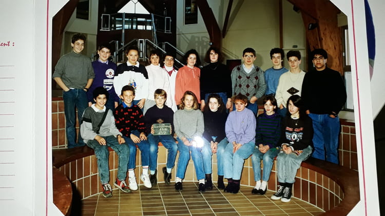 Photo de classe 4ème 8 de 1988, Collège Saint-simon - Copains d'avant