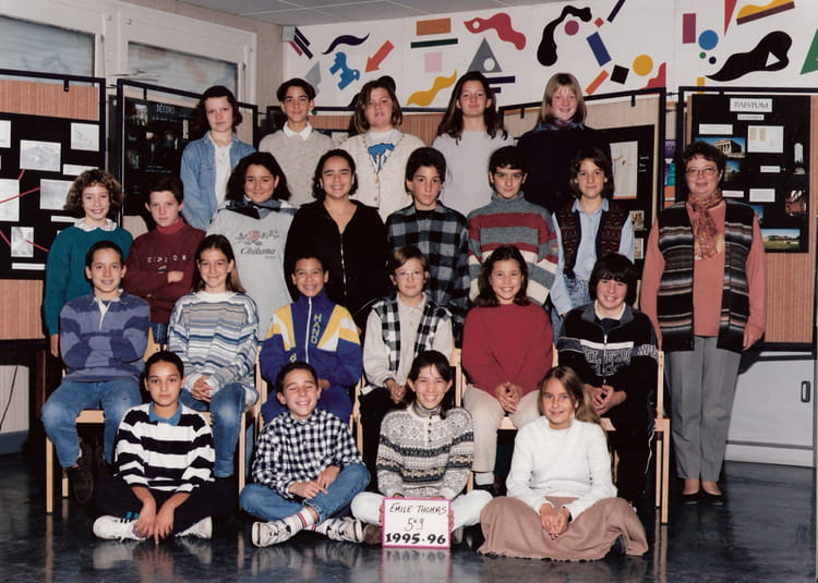 Photo de classe 5em 9 de 1995, Collège Emile Thomas - Copains d'avant