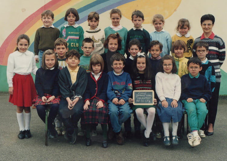 Photo de classe CP 1992-1993 de 1992, Ecole Sainte Jeanne D'arc ...