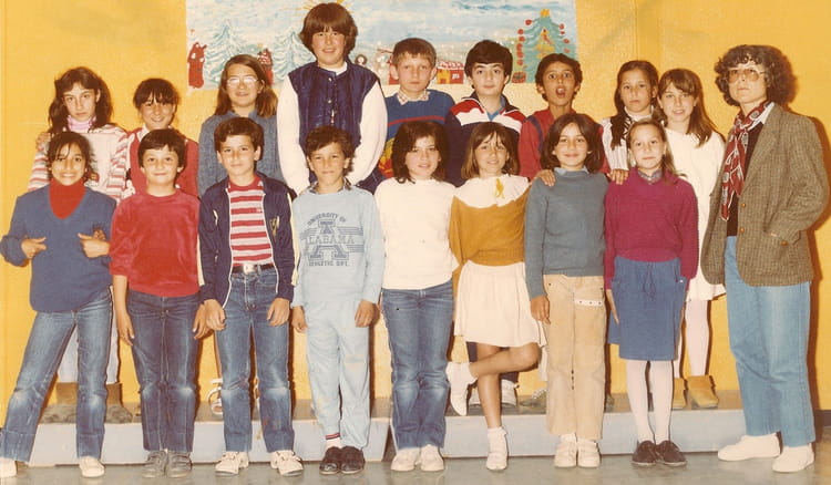 Photo de classe CM1 de 1983, ECOLE EMILE VAYSSIERE - Copains d'avant