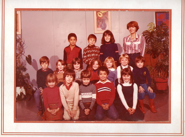 Photo de classe Ce1 de 1980, Ecole Jean De La Fontaine (Cesson ...
