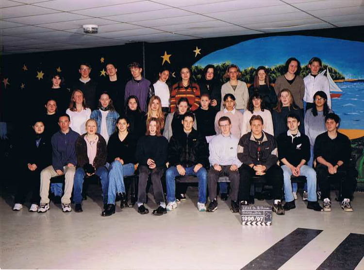 Photo De Classe 2nde 7 1996 1997 De 1996 Lyc e Charles Le Chauve