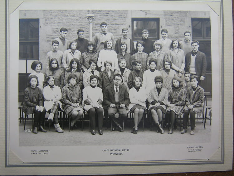 Photo de classe 1e M. de 1964, Lycée Emile Littré - Copains d'avant
