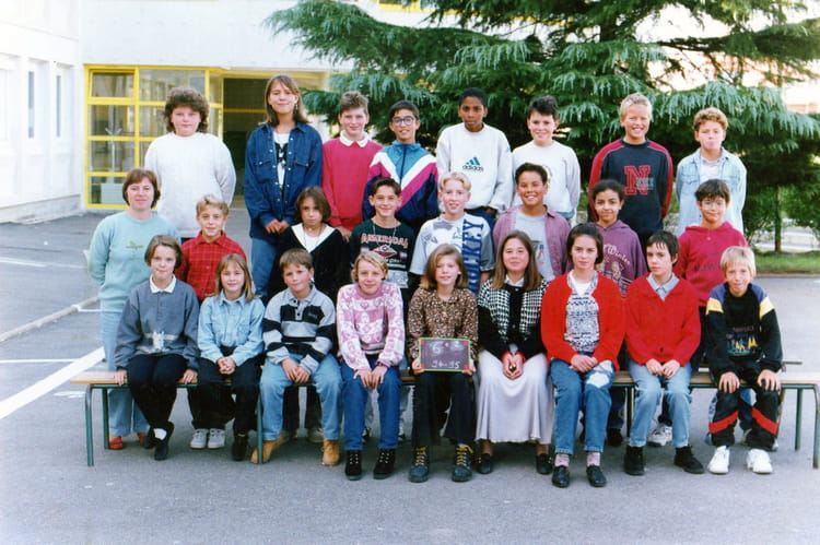Photo de classe 6 eme 2 de 1994, Collège Rosa Bonheur - Copains d'avant