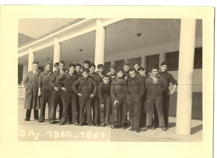 Photo de classe 3eme année de 1960, Lycée Professionnel Emile James ...
