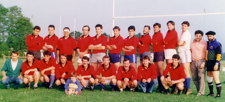 Photo de classe 1ière équipe de rugby PCCFrance 1990 de 1990, PCC ...