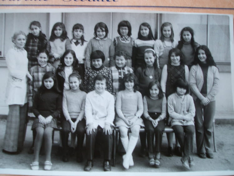 Photo de classe Cm2 de 1972, ECOLE GEORGES HYON - Copains d'avant