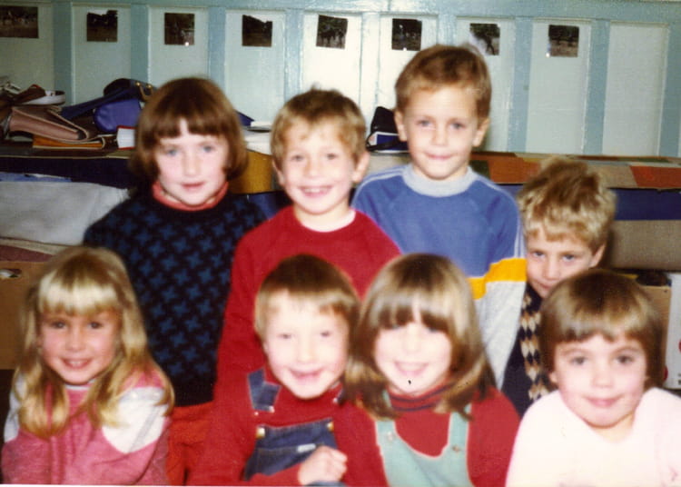 Photo de classe Classe enfantine de 1985, Ecole Leon Jacquemin ...