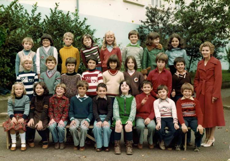 Photo de classe Classe de CE2 de 1978, ECOLE ALICE SOLVAY - Copains d'avant