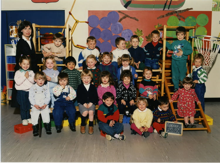 Photo de classe Petite section Maternelle de 1988, ECOLE ROBERT DESNOS ...